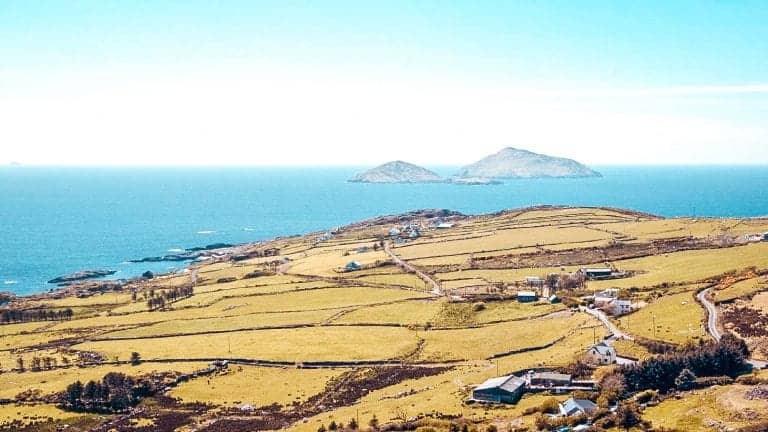 10 Best Kerry villages to visit in 2022 (Don't miss out!)