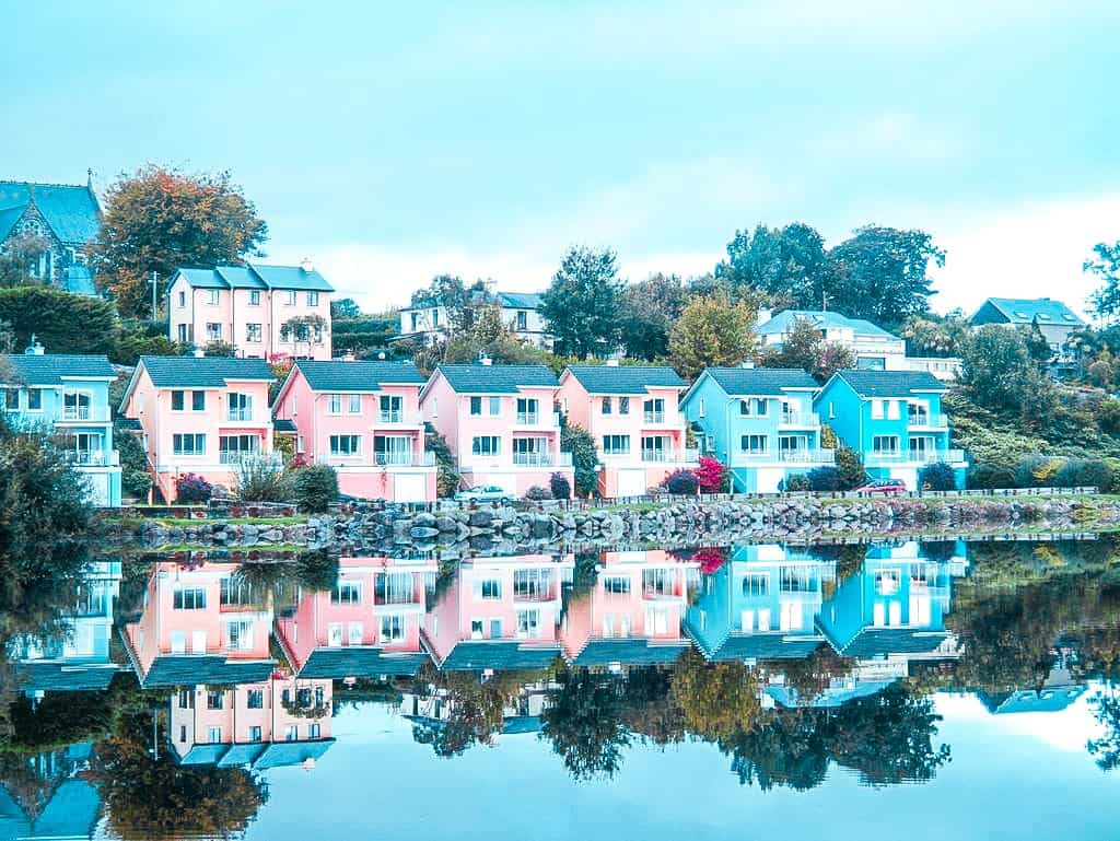 10 Best Kerry villages to visit in 2022 (Don't miss out!)