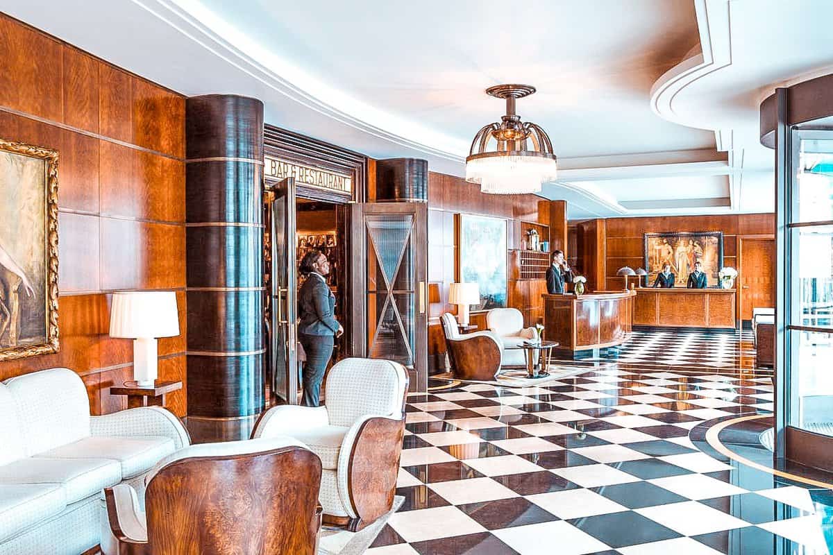 10 Best Mayfair Hotels to book in 2022! (Don't miss out!)