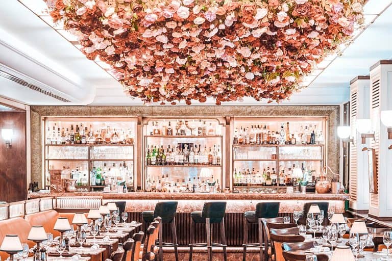Best Mayfair restaurants to book in 2022! (Don't miss out!)